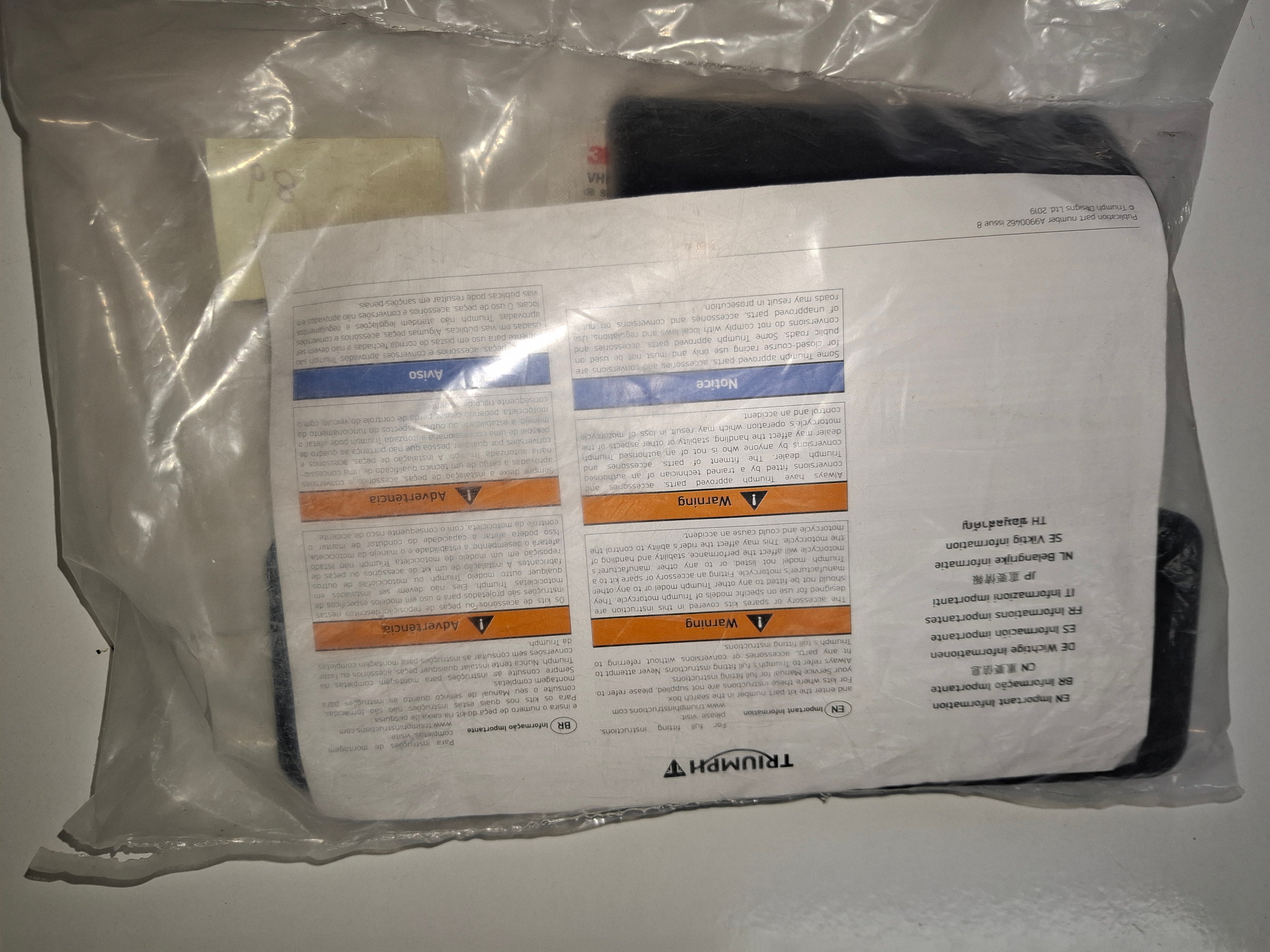 TRIUMPH TOP BOX BACK REST KIT – Holeshot Motorcycles